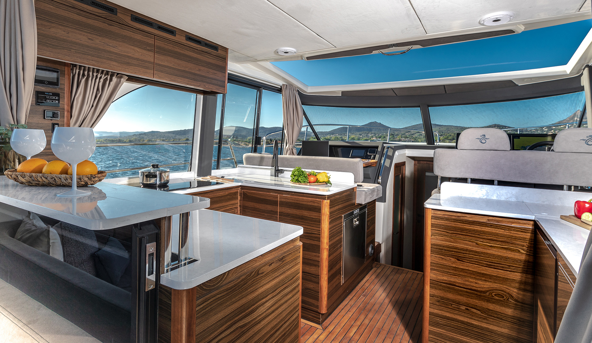Marex 440 Gourmet Cruiser | Boarnstream Yachting